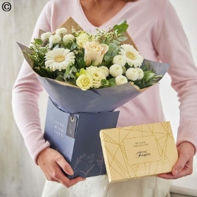 Flower Delivery Manchester | Designer Flowers by Rodgers